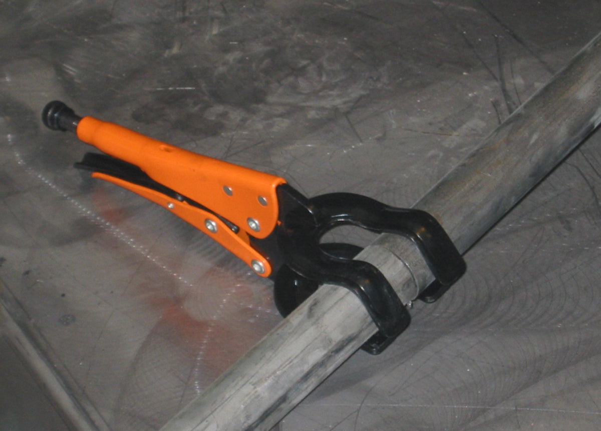 Locking Pliers, Adjustable Clamps for Pipes, Welding Grip. Grip-on 126 ...